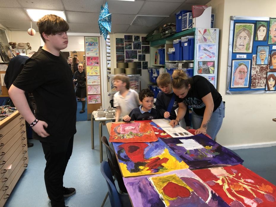 Meadowhead Junior School - Open Evening- gallery and classroom open for ...