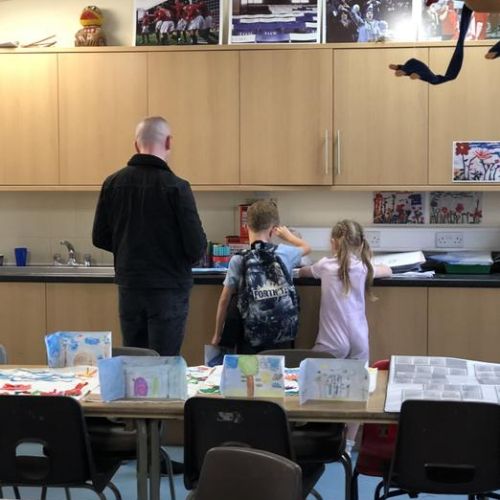 Meadowhead Junior School - Open Evening- gallery and classroom open for ...